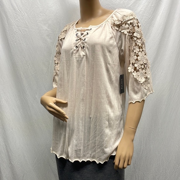 New York Laundry | Tops | New York Laundry Womens Cream Lace 34 Sleeve ...